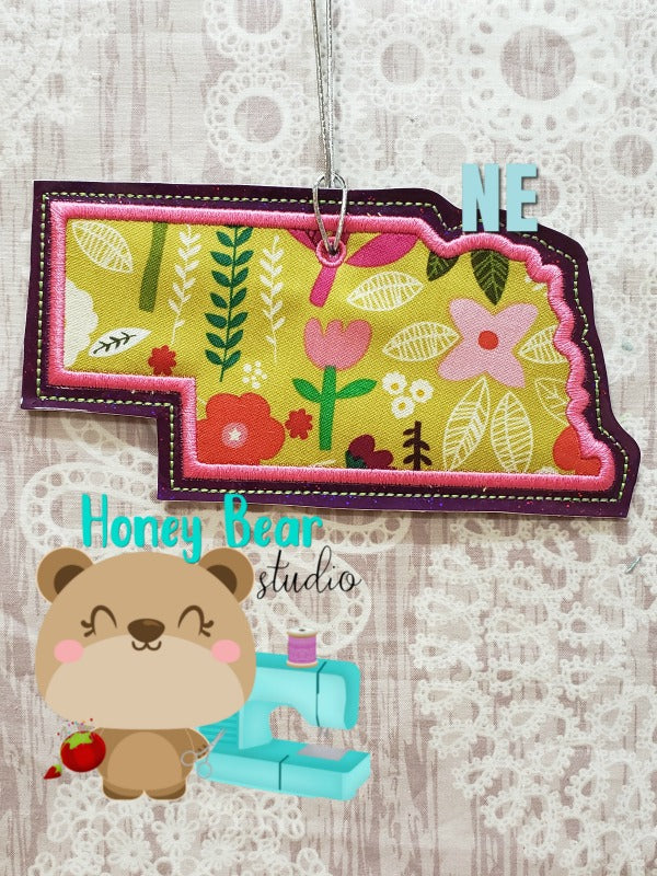 Honey Bear Studio States state of Nebraska Christmas Ornament SET ...